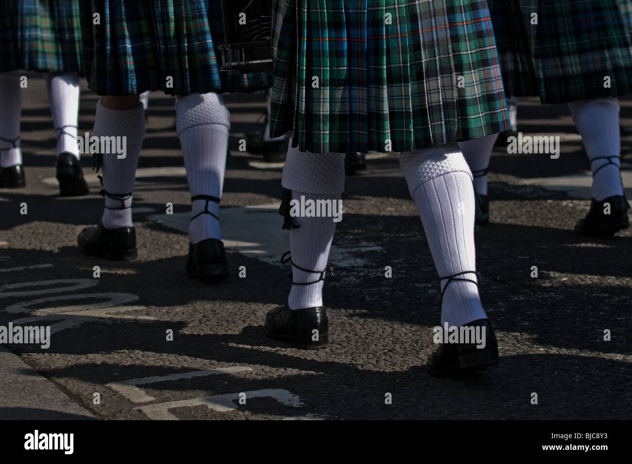 Wearing kilts hi-res stock photography and images - Alamy