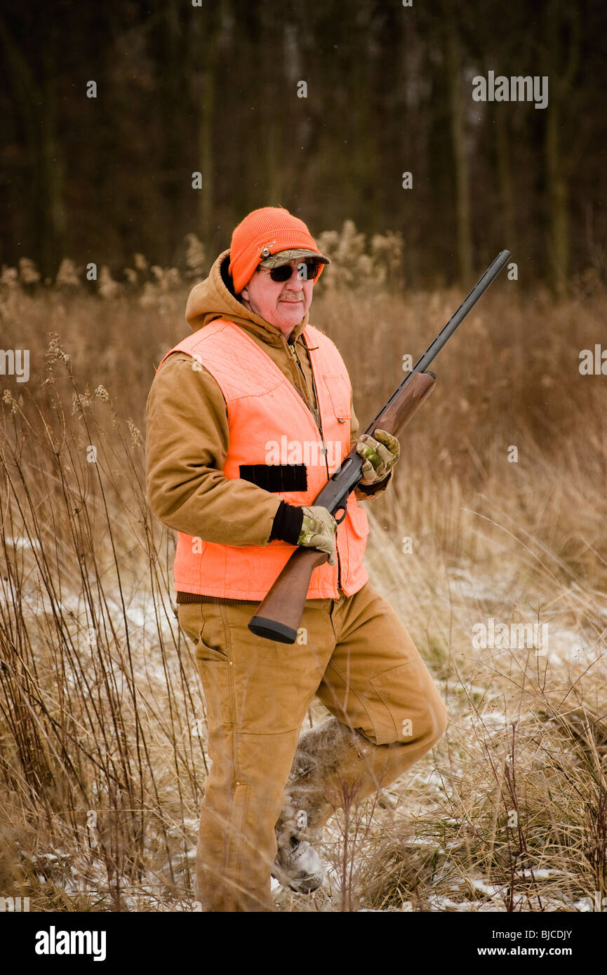 Hunting hi-res stock photography and images - Alamy