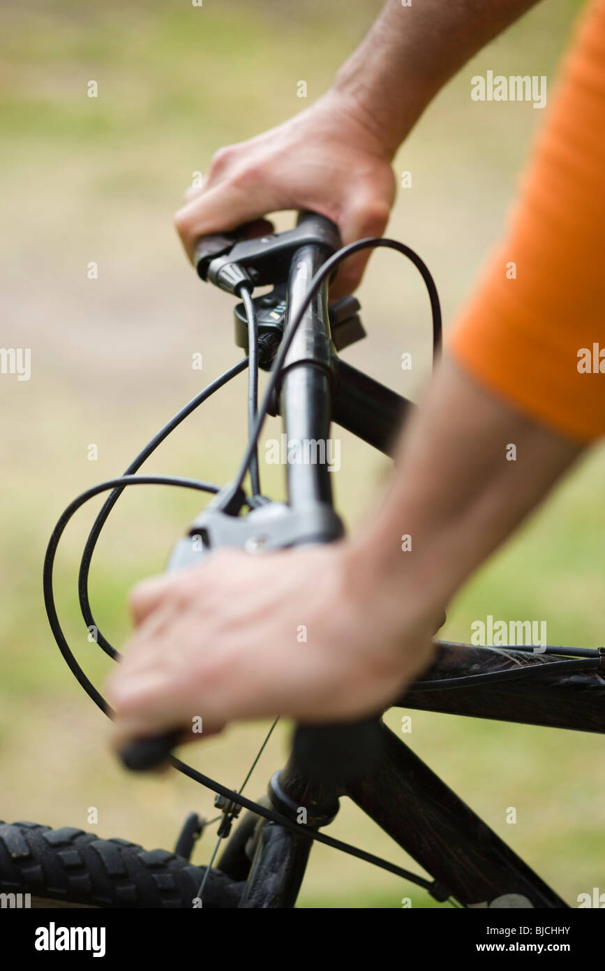 Bicycle riding shots hi-res stock photography and images - Alamy