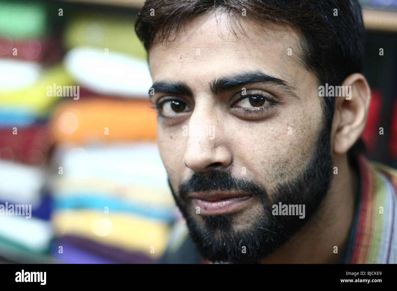 Portraits of people in the streets in New Delhi Stock Photo - Alamy