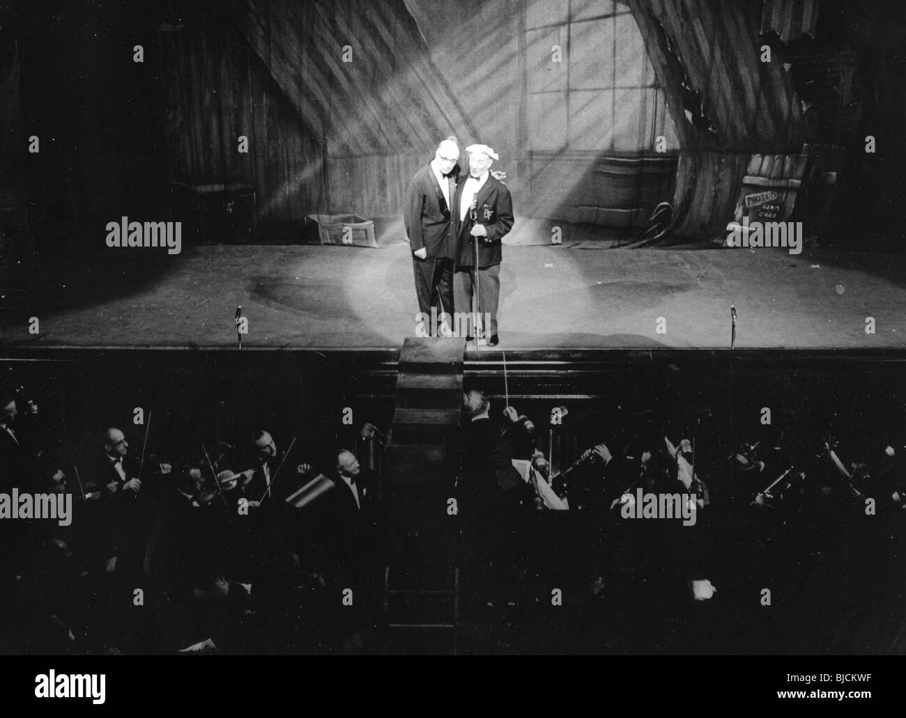 Flanagan allen uk music hall hi-res stock photography and images - Alamy