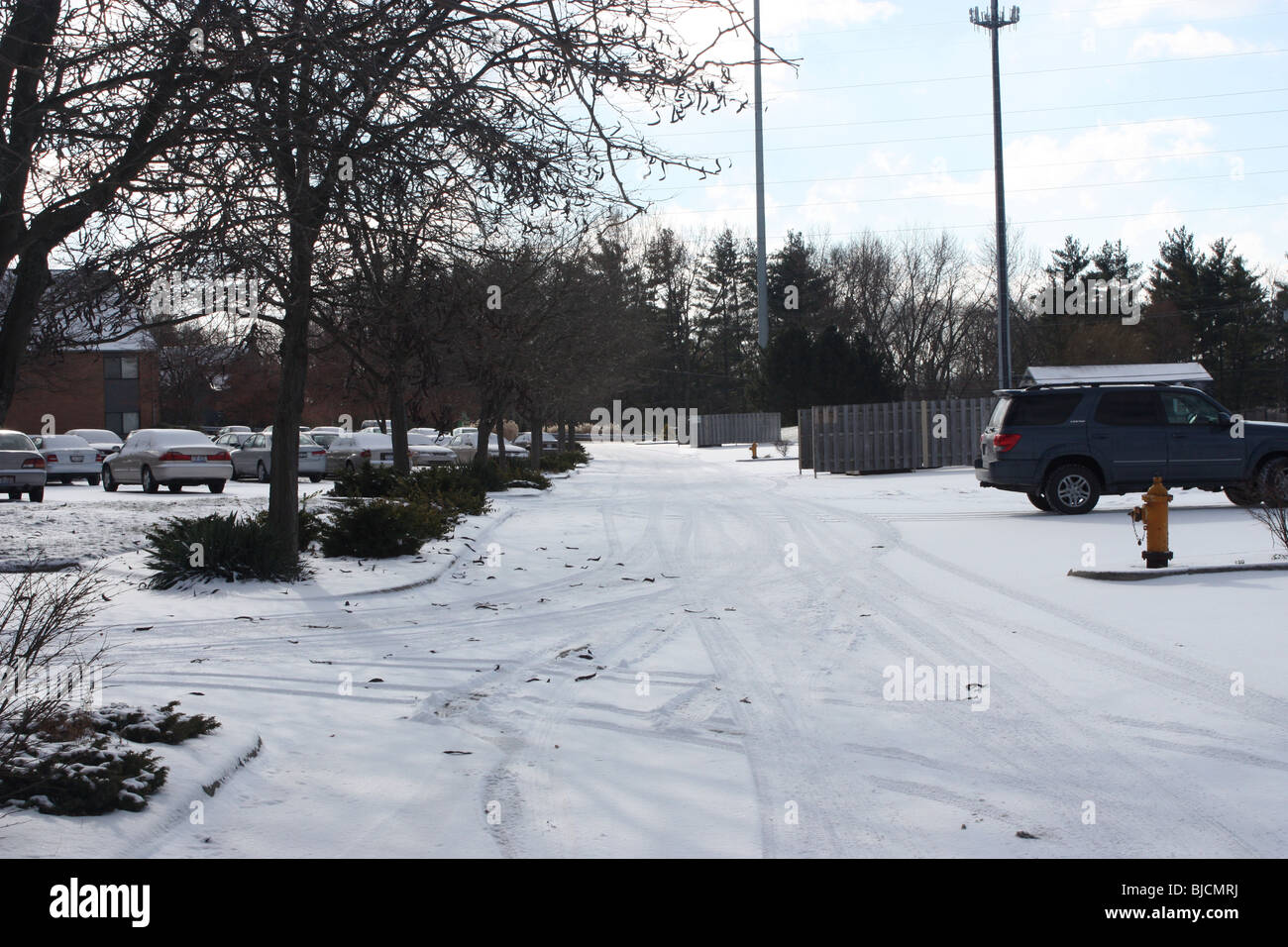 Home and cars hi-res stock photography and images - Alamy