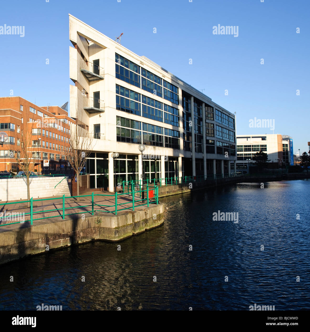 Modern offices uk hi-res stock photography and images - Alamy
