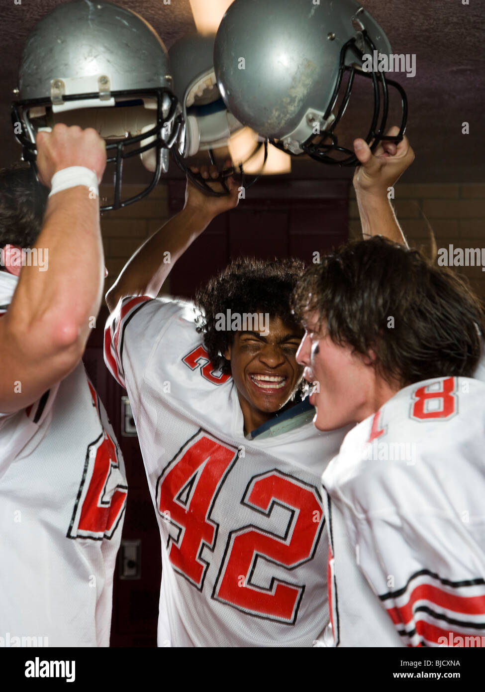 Image of football players hi-res stock photography and images - Alamy