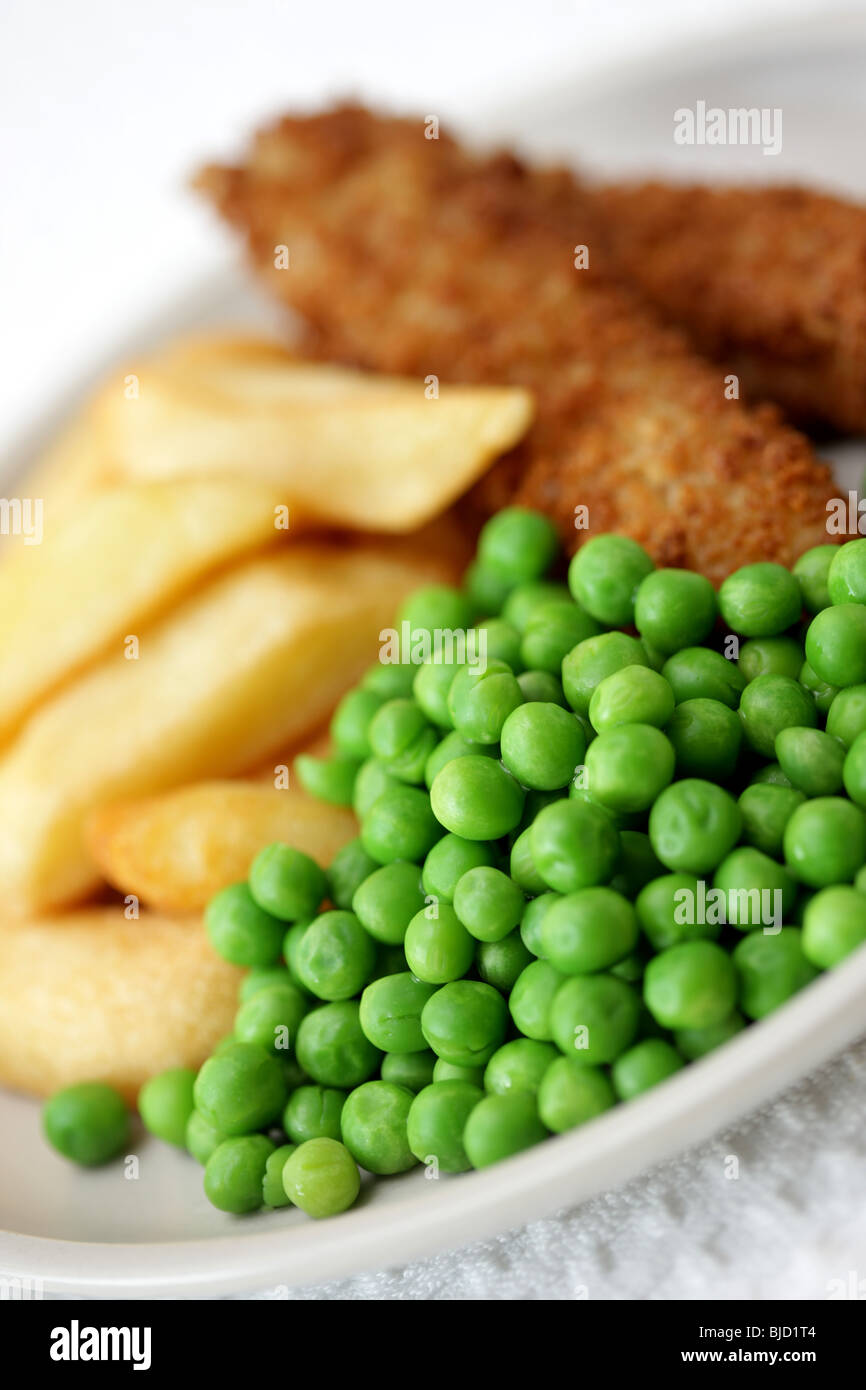 Chips fish fingers peas hi-res stock photography and images - Alamy