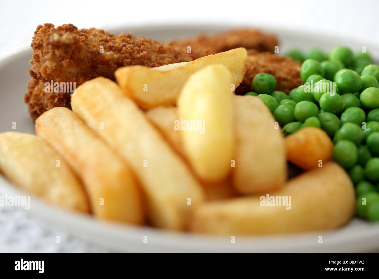 Fish Fingers Chips and Peas Stock Photo - Alamy