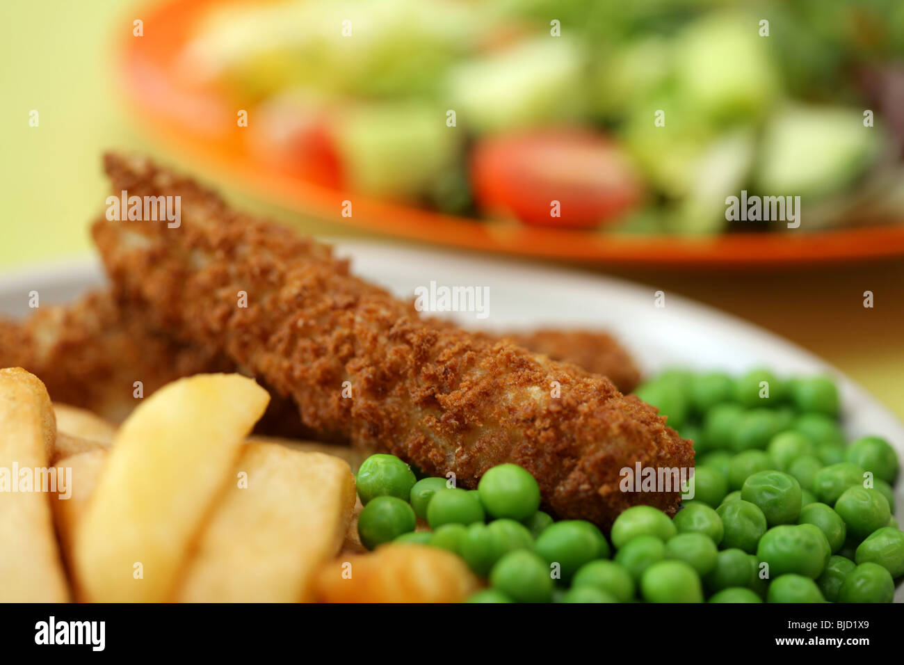 Fish Fingers Chips and Peas Stock Photo - Alamy