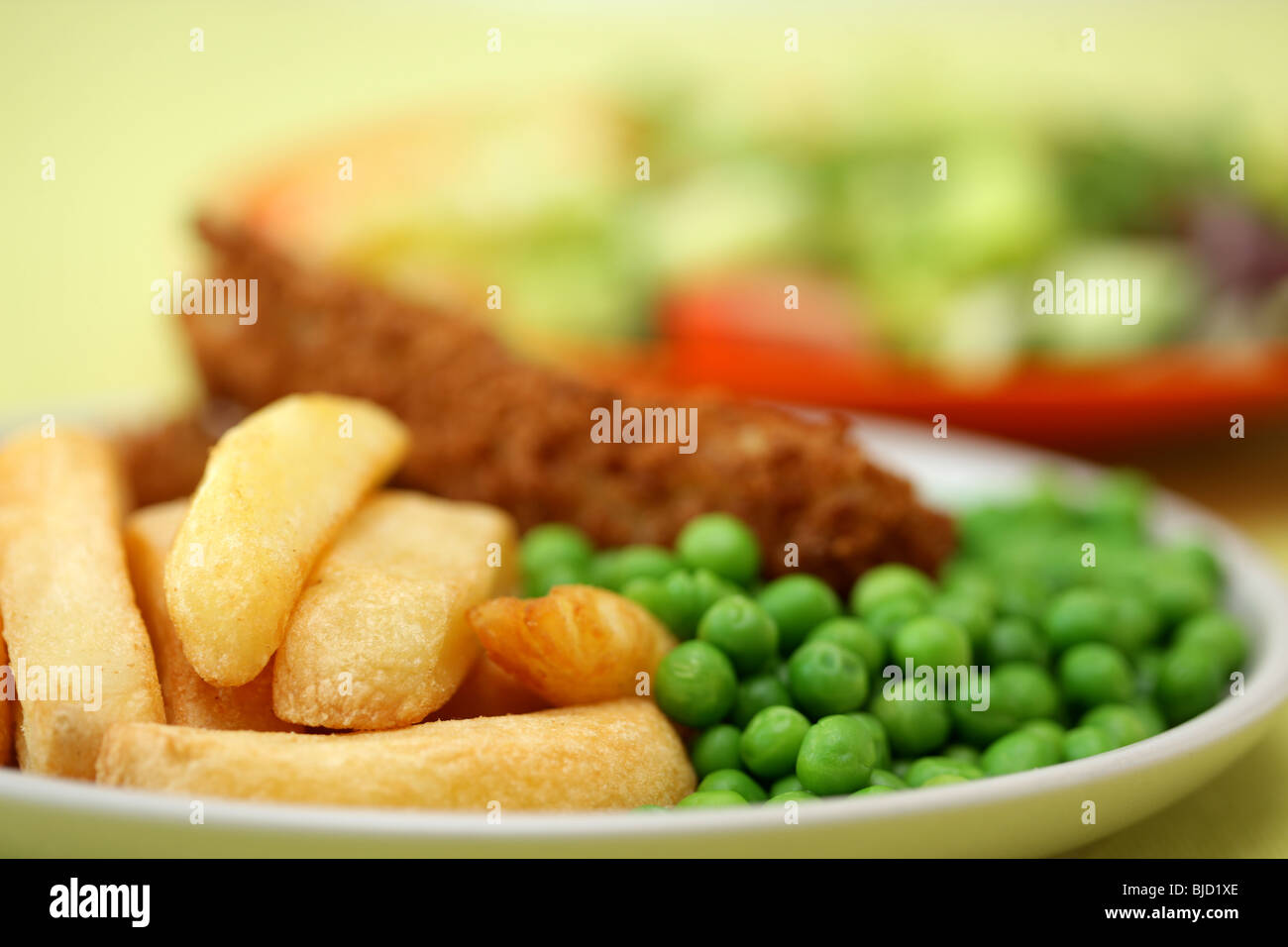 Fish Fingers Chips and Peas Stock Photo - Alamy