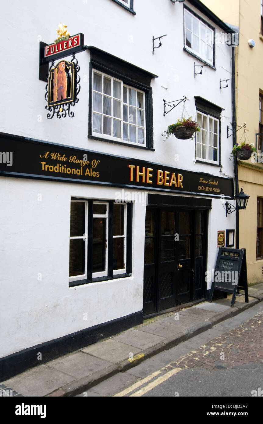The Bear, a famous old university pub in Oxford UK Stock Photo - Alamy