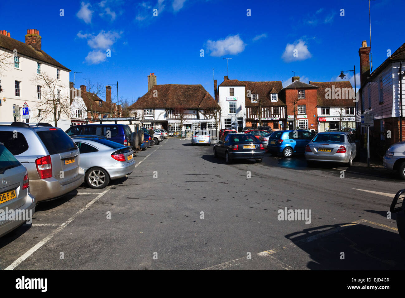 Lenham village kent england hi-res stock photography and images - Alamy