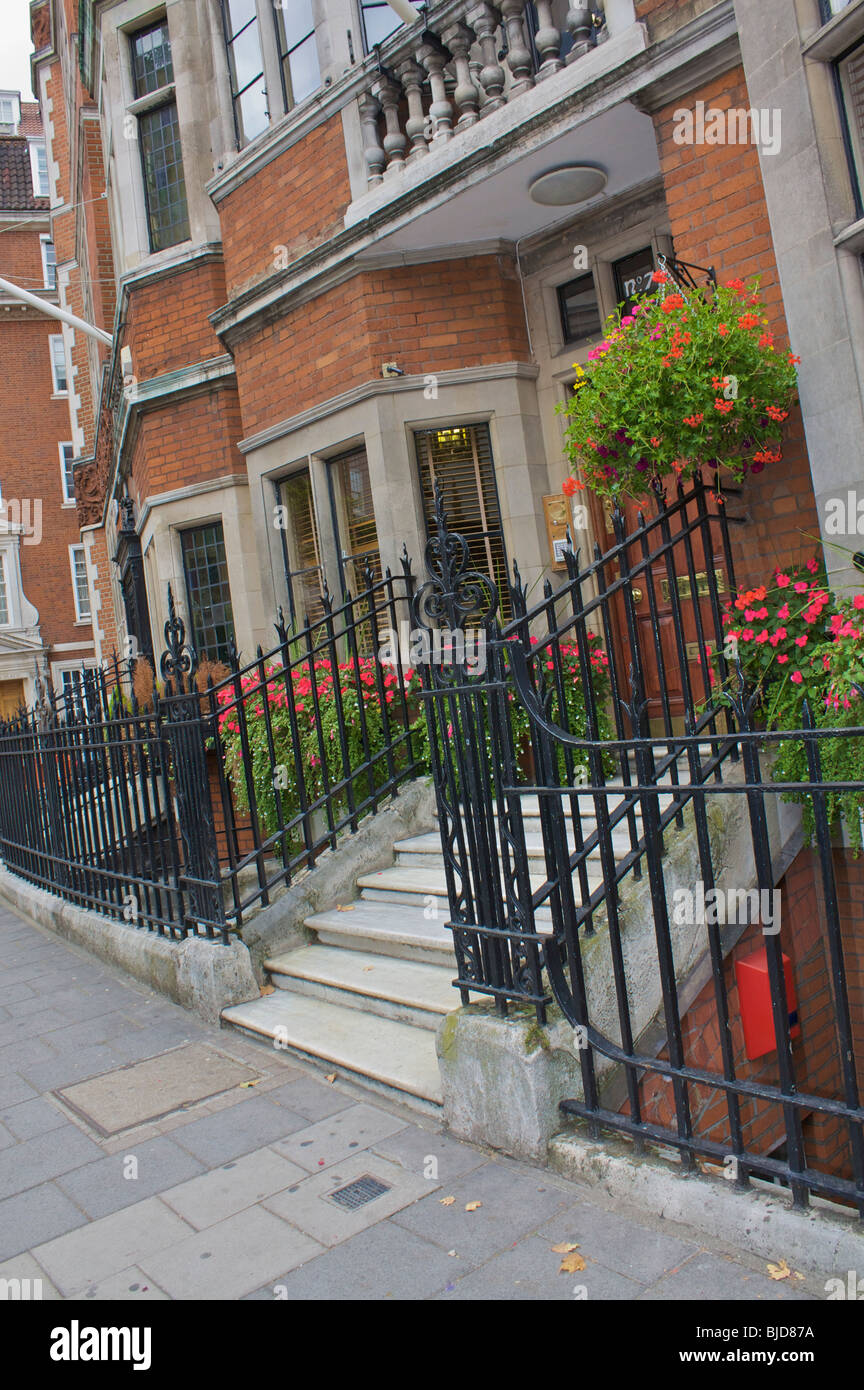 Connaught hotel and surrounding street. London Stock Photo - Alamy