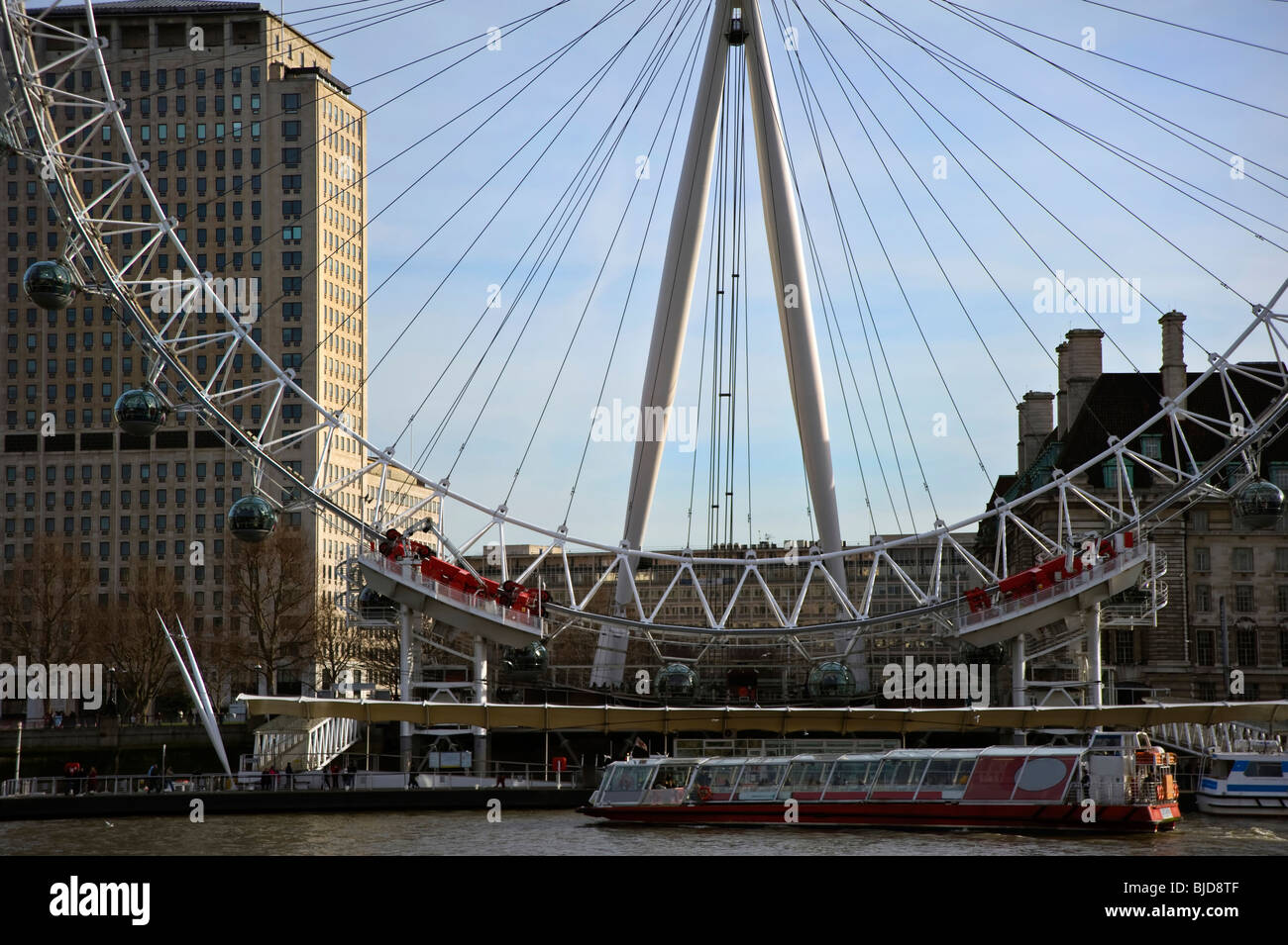 Detail of London Eye in London showing supports, pods, mechanism and ...