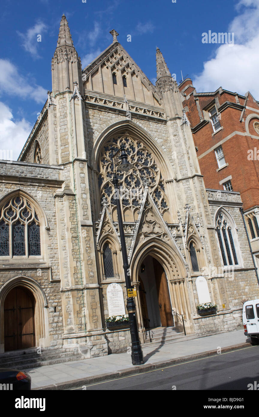 Church in mayfair hi-res stock photography and images - Alamy