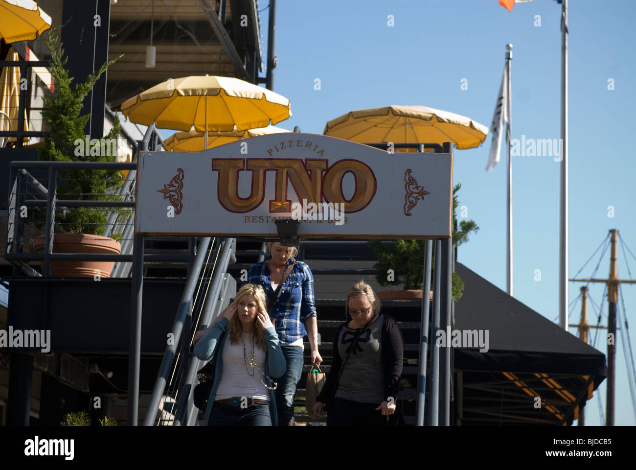A branch of the Pizzeria Uno restaurant chain in the South Street ...