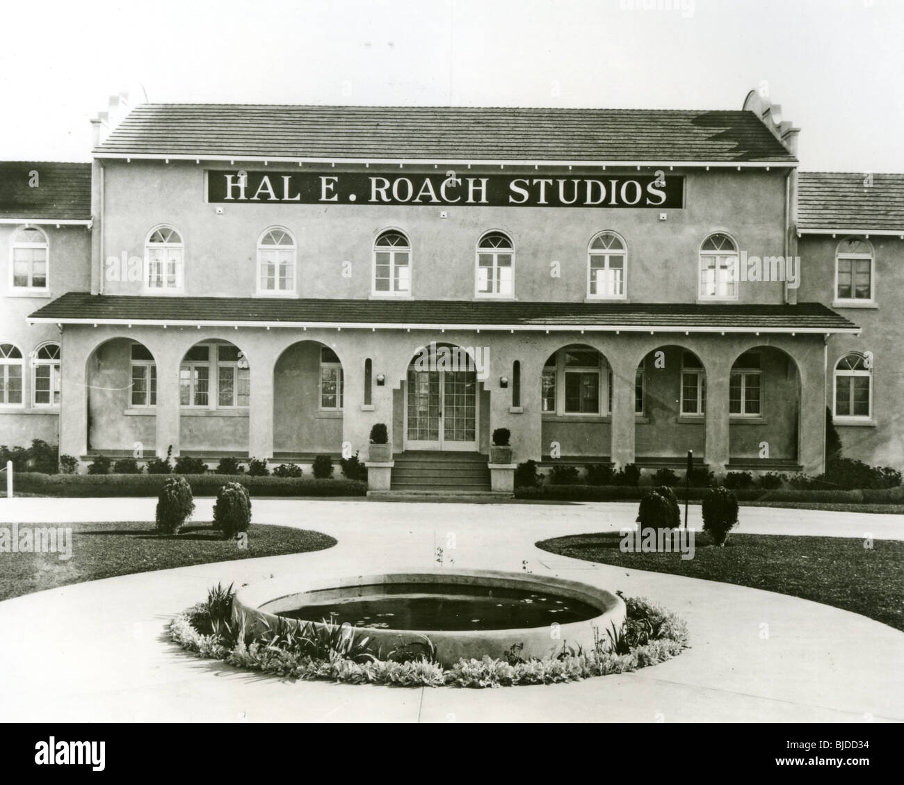Hal roach production hi-res stock photography and images - Alamy