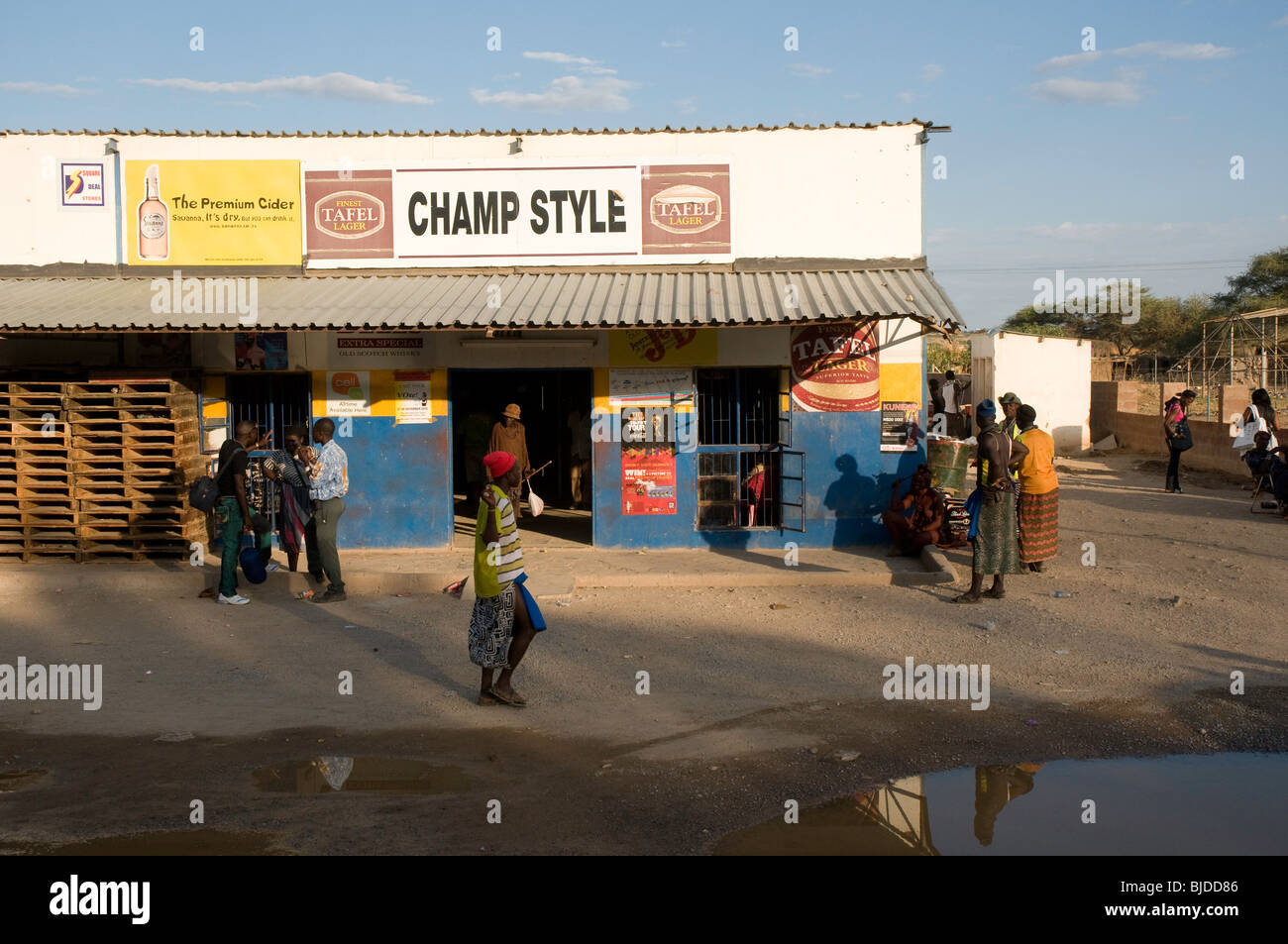 Himba men hi-res stock photography and images - Alamy