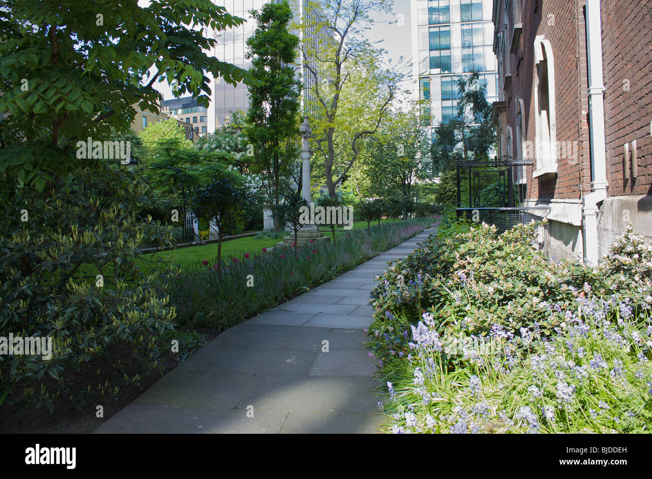 St Botolph's Church, Aldgate, london Stock Photo - Alamy