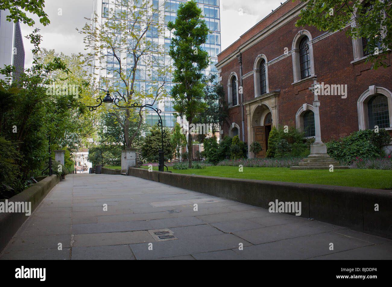 St Botolph's Church, Aldgate, london Stock Photo - Alamy