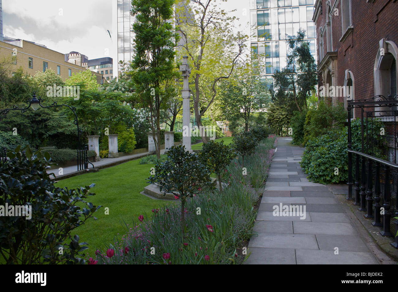 St Botolph's Church, Aldgate, london Stock Photo - Alamy
