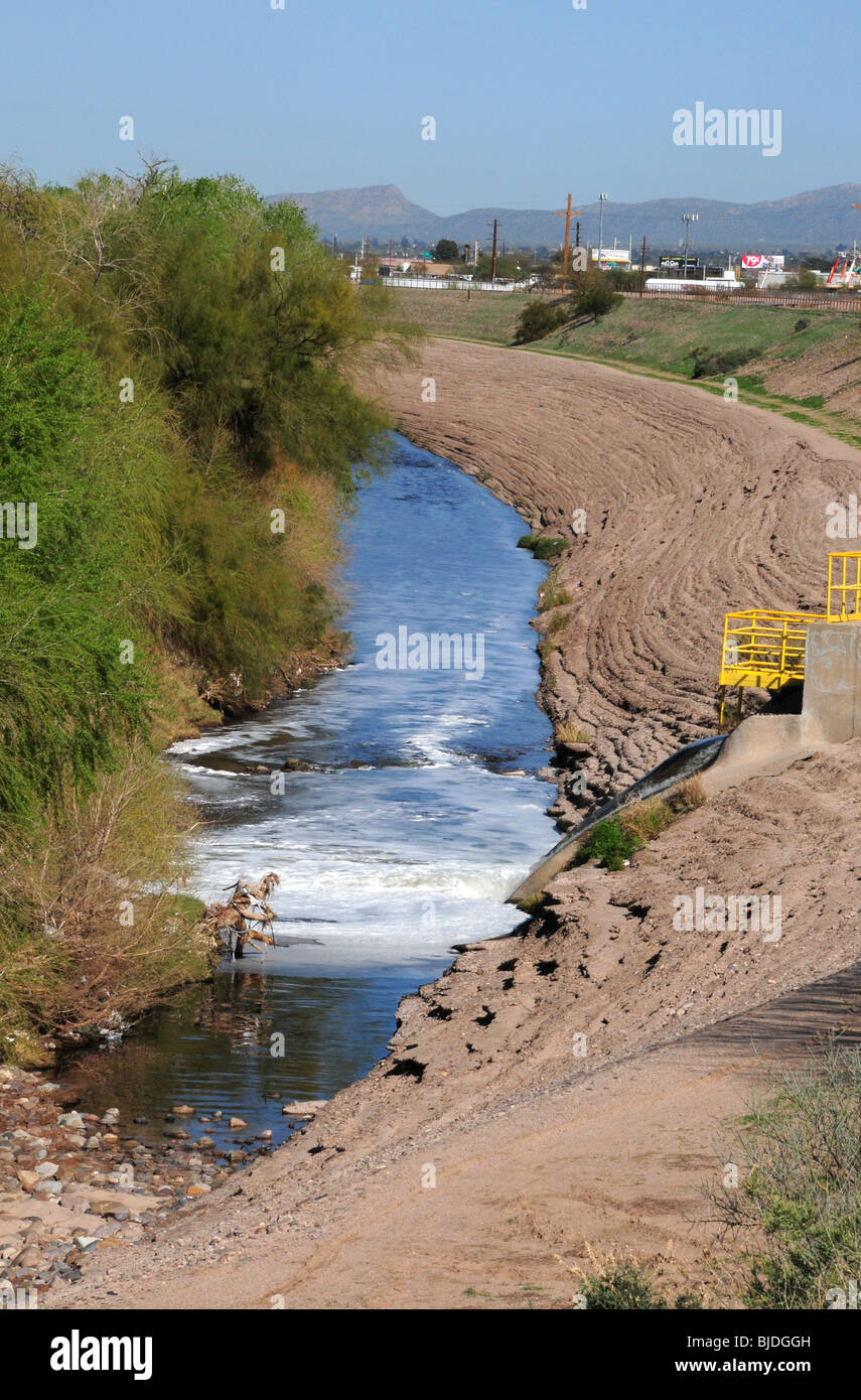 Reclaimed water flows from a water treatment facility into the Santa ...