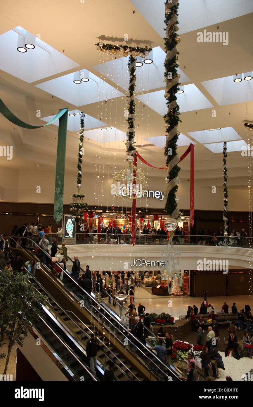Usa shopping mall not manhattan hi-res stock photography and images - Alamy