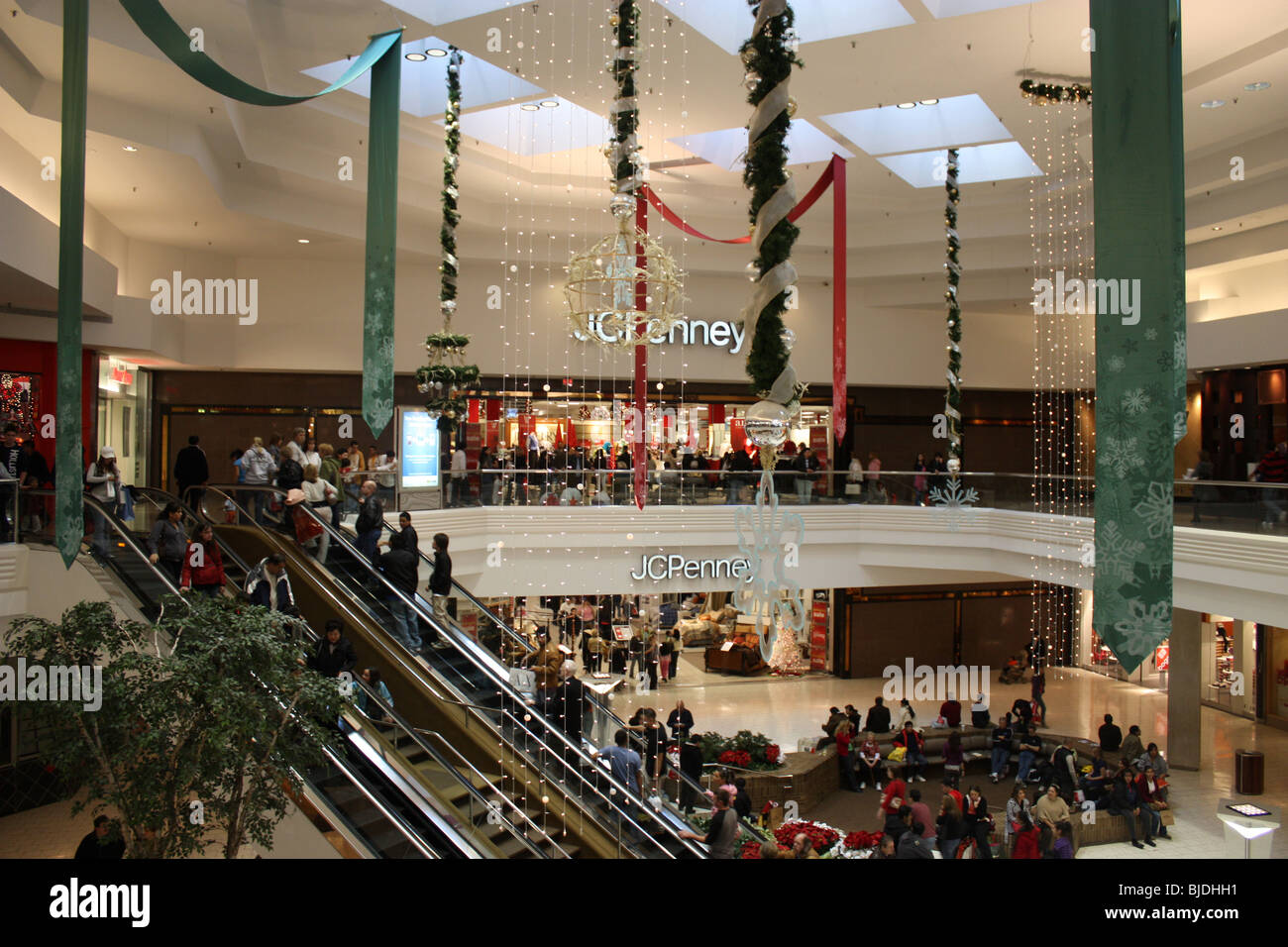 Usa shopping mall hi-res stock photography and images - Alamy