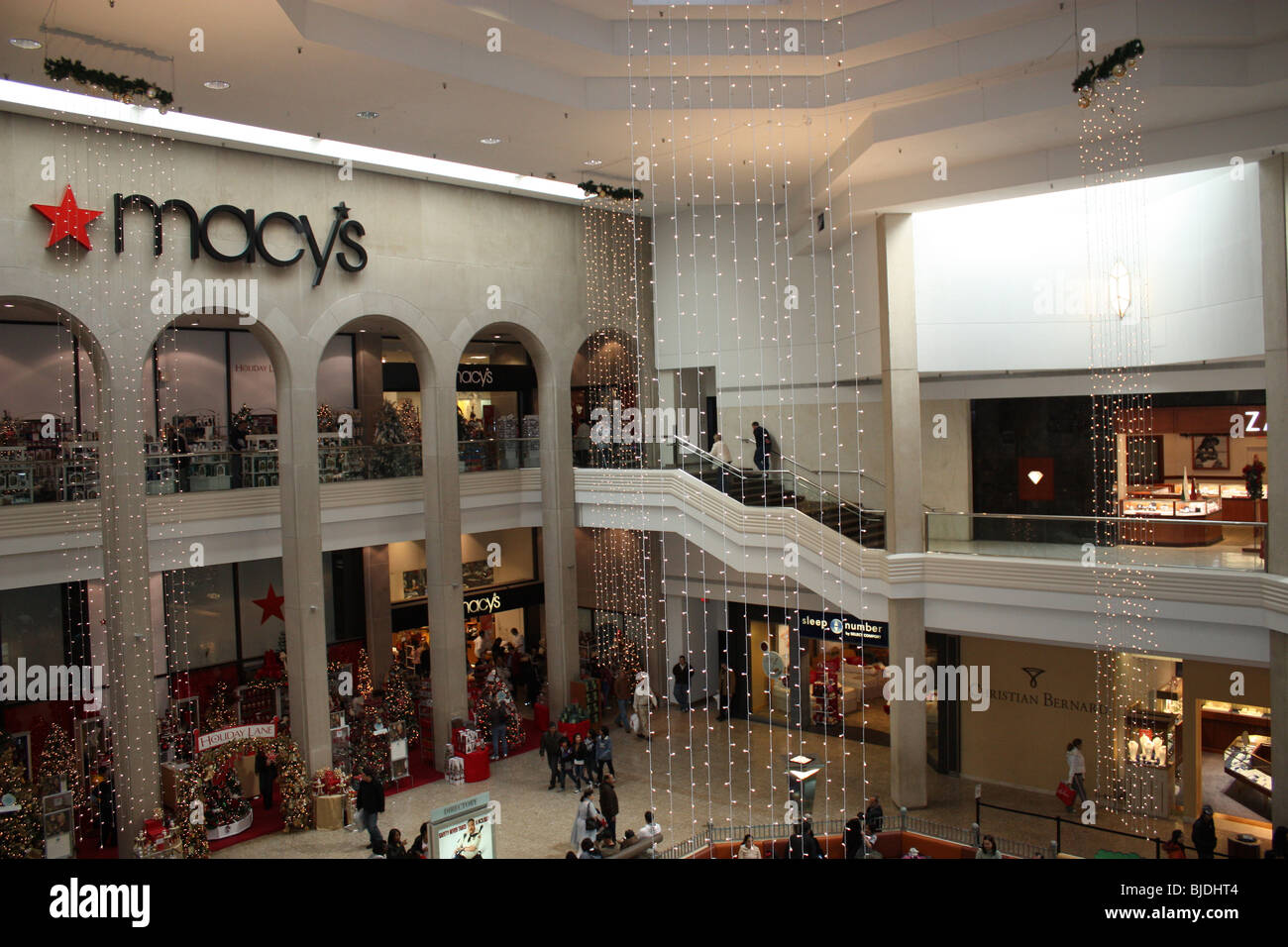 Usa shopping mall hi-res stock photography and images - Alamy