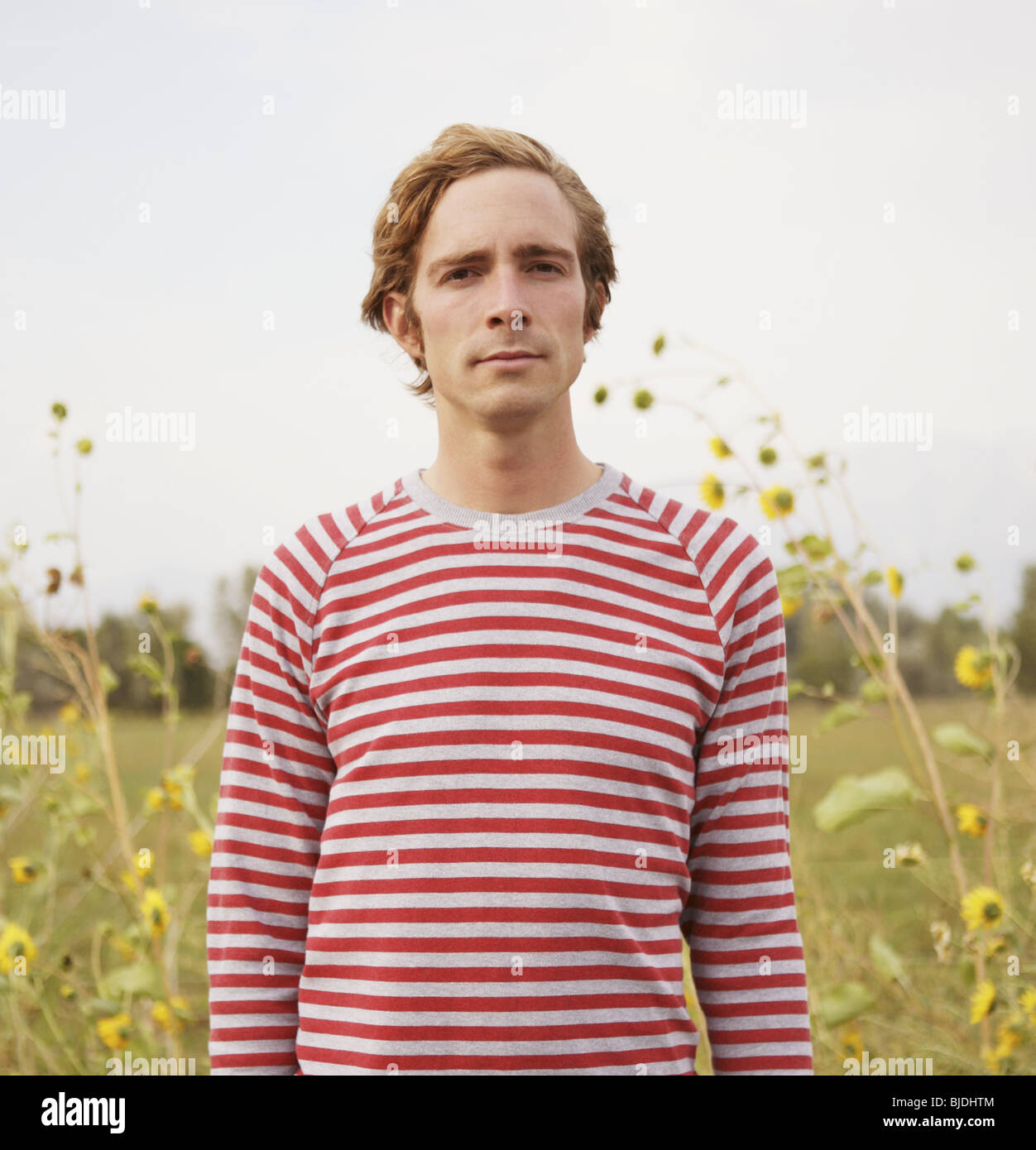 man in field Stock Photo - Alamy