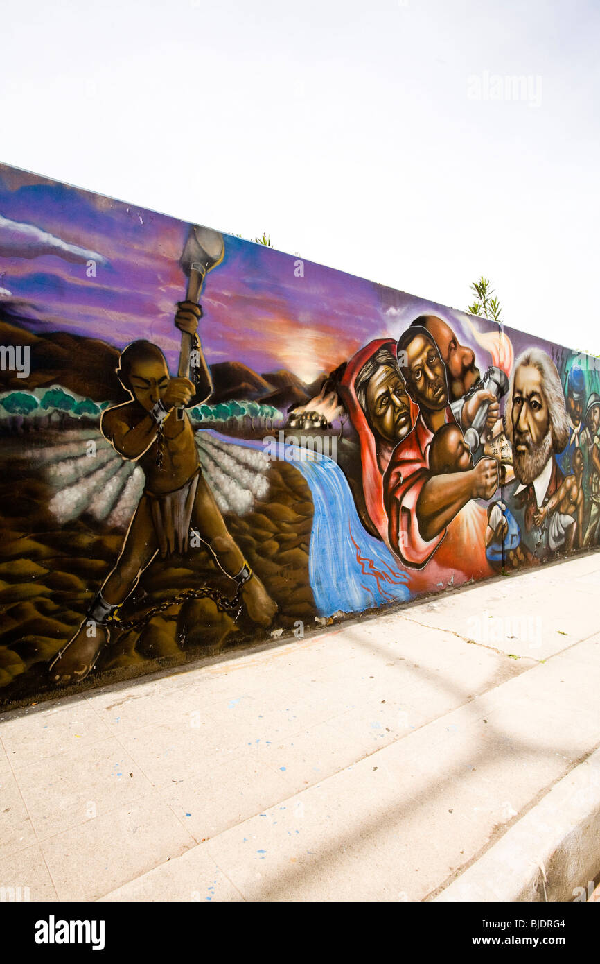 California history mural hi-res stock photography and images - Alamy