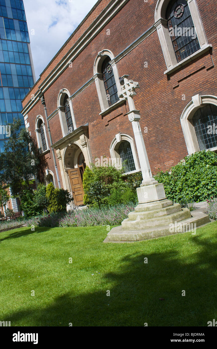 Slanted view hi-res stock photography and images - Alamy