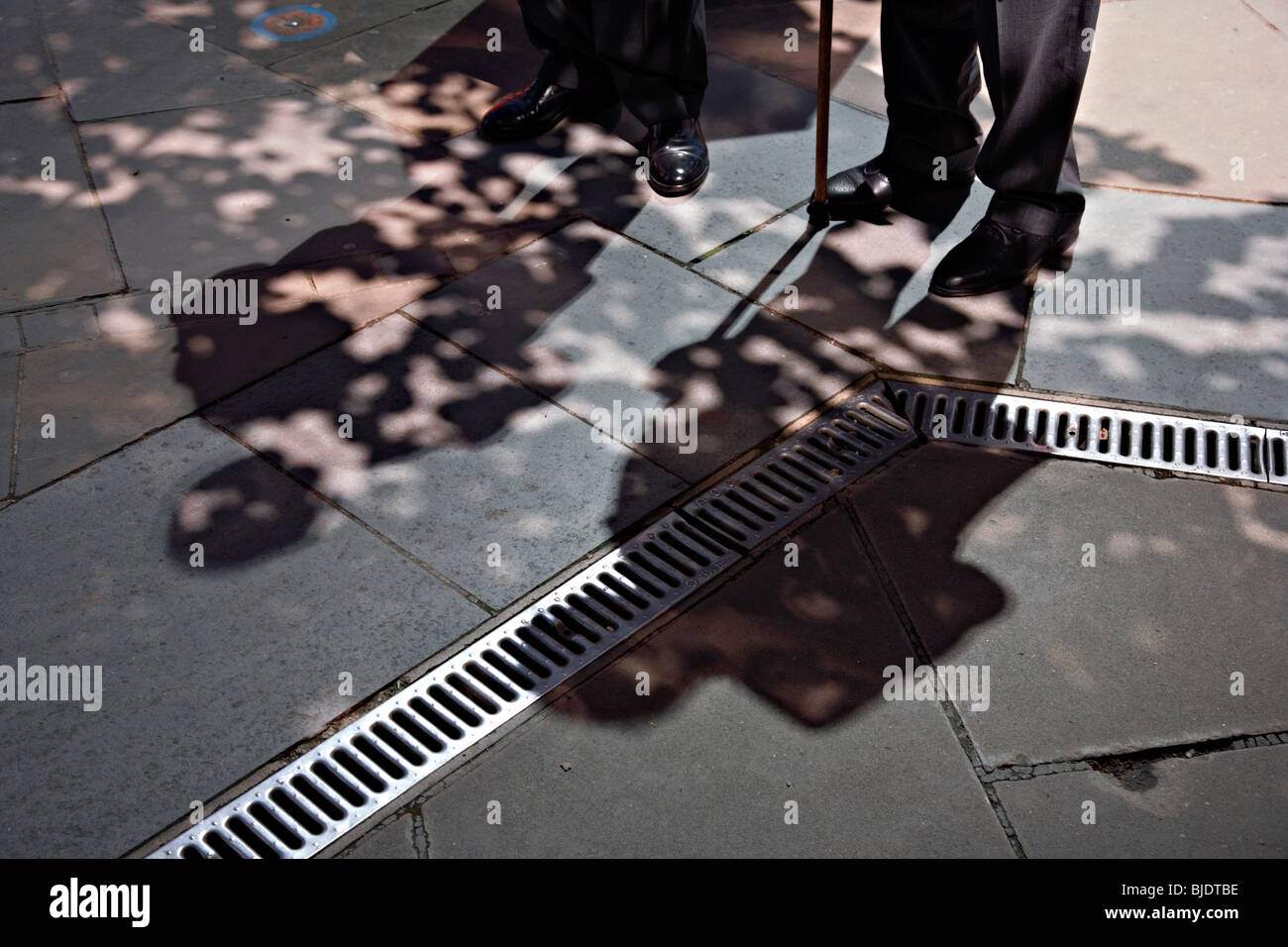 Gents suit hi-res stock photography and images - Alamy