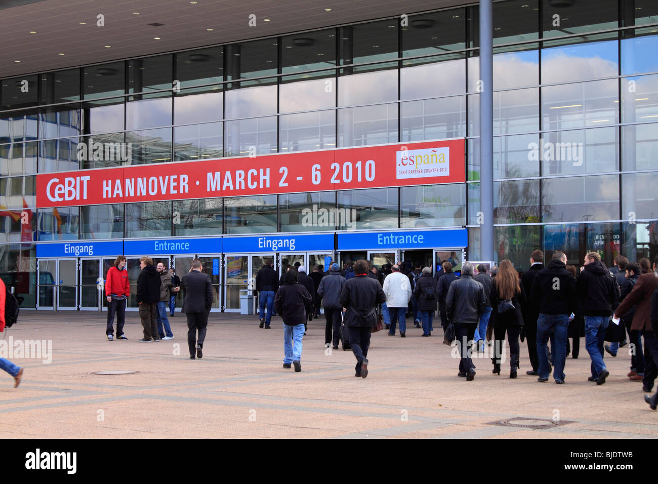 Worlds largest computer expo hi-res stock photography and images - Alamy