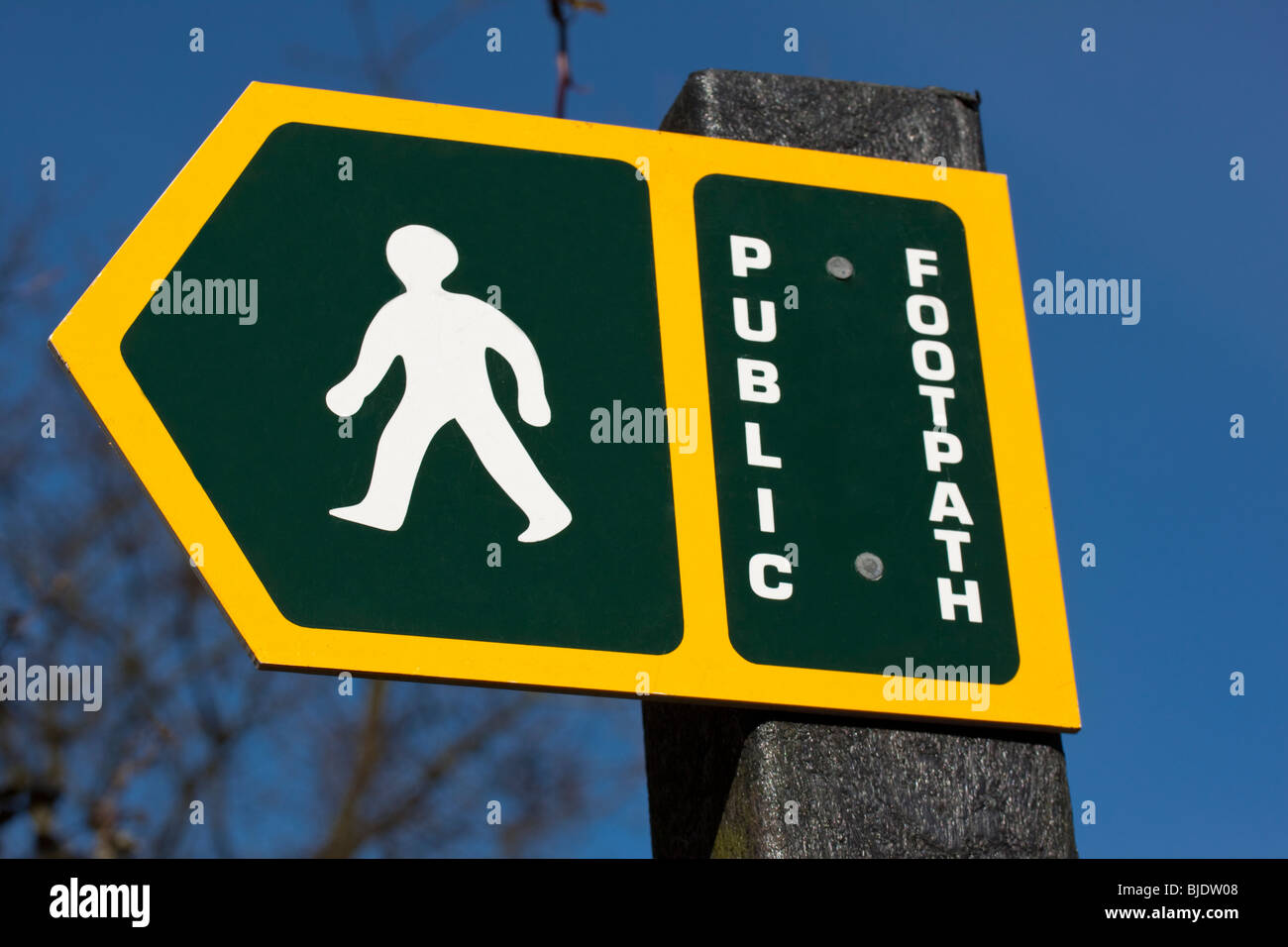 Bridle path sign hi-res stock photography and images - Alamy