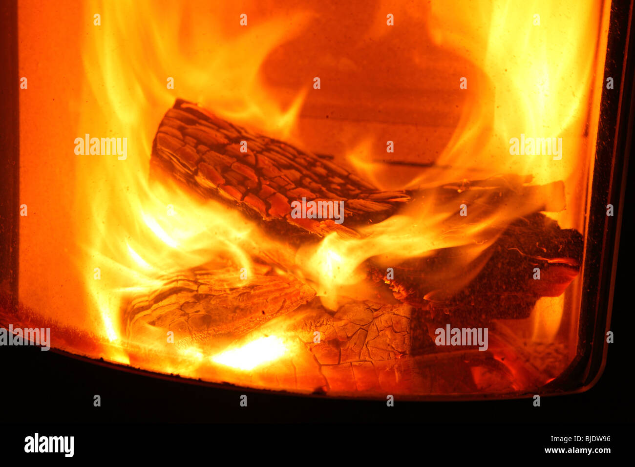 Wood Fire House Logs High Resolution Stock Photography and Images - Alamy