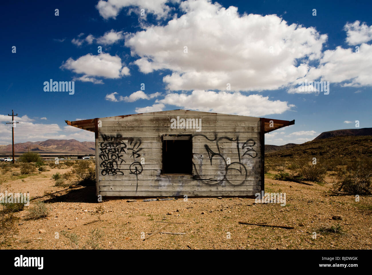 Run down shack america hi-res stock photography and images - Alamy