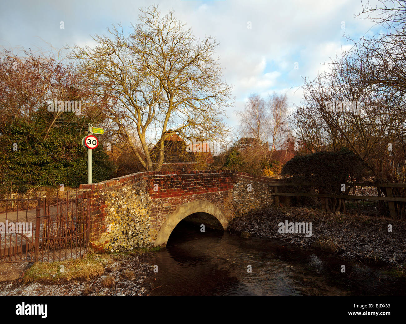 Hambleden village hi-res stock photography and images - Alamy
