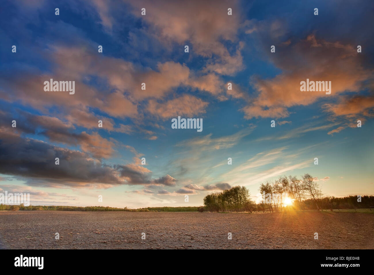 Edmonton sunset hi-res stock photography and images - Alamy