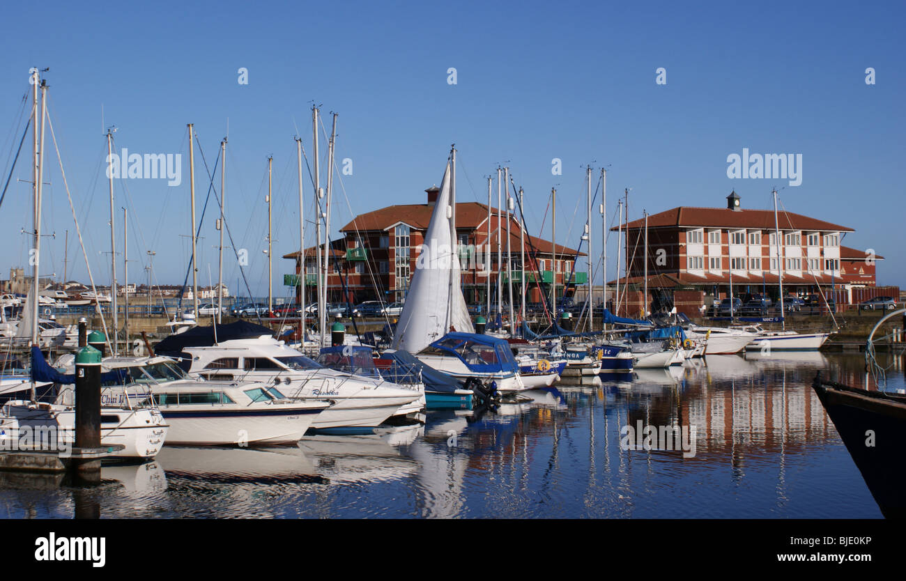 Hartlepool marina boats hi-res stock photography and images - Alamy