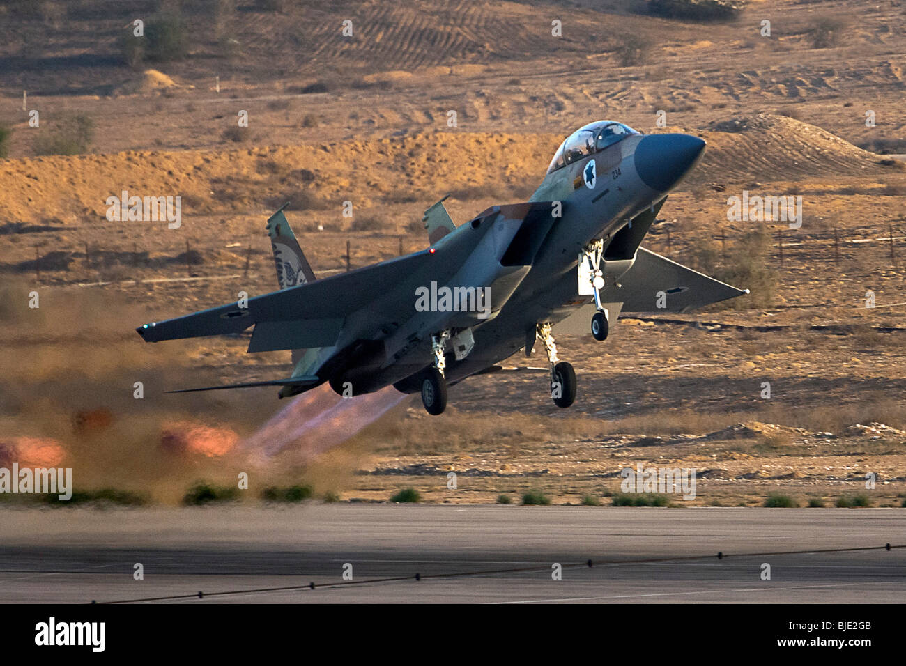 Israeli Air force F-15I Fighter jet at takeoff Stock Photo - Alamy
