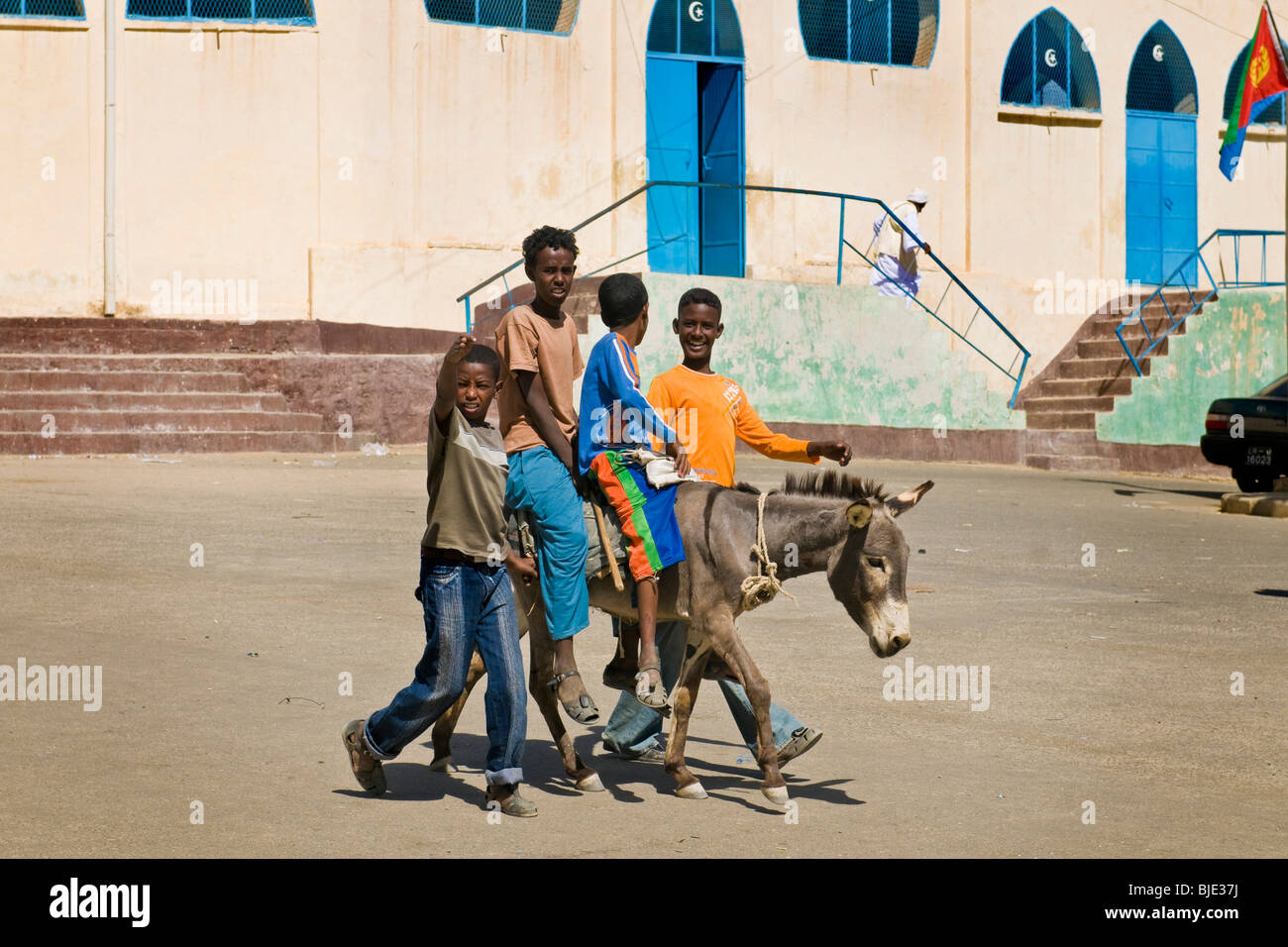 Eritrea boy hi-res stock photography and images - Alamy
