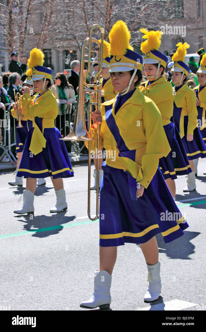 Marching band and parade hi-res stock photography and images - Alamy