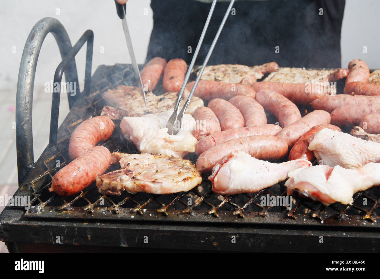 Barbecue chicken hi-res stock photography and images - Alamy