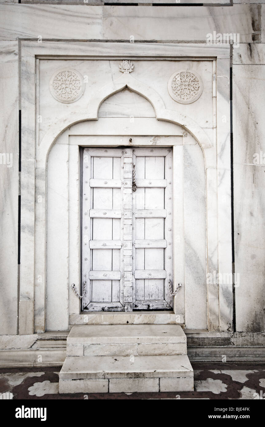A door at The Taj Mahal Stock Photo - Alamy