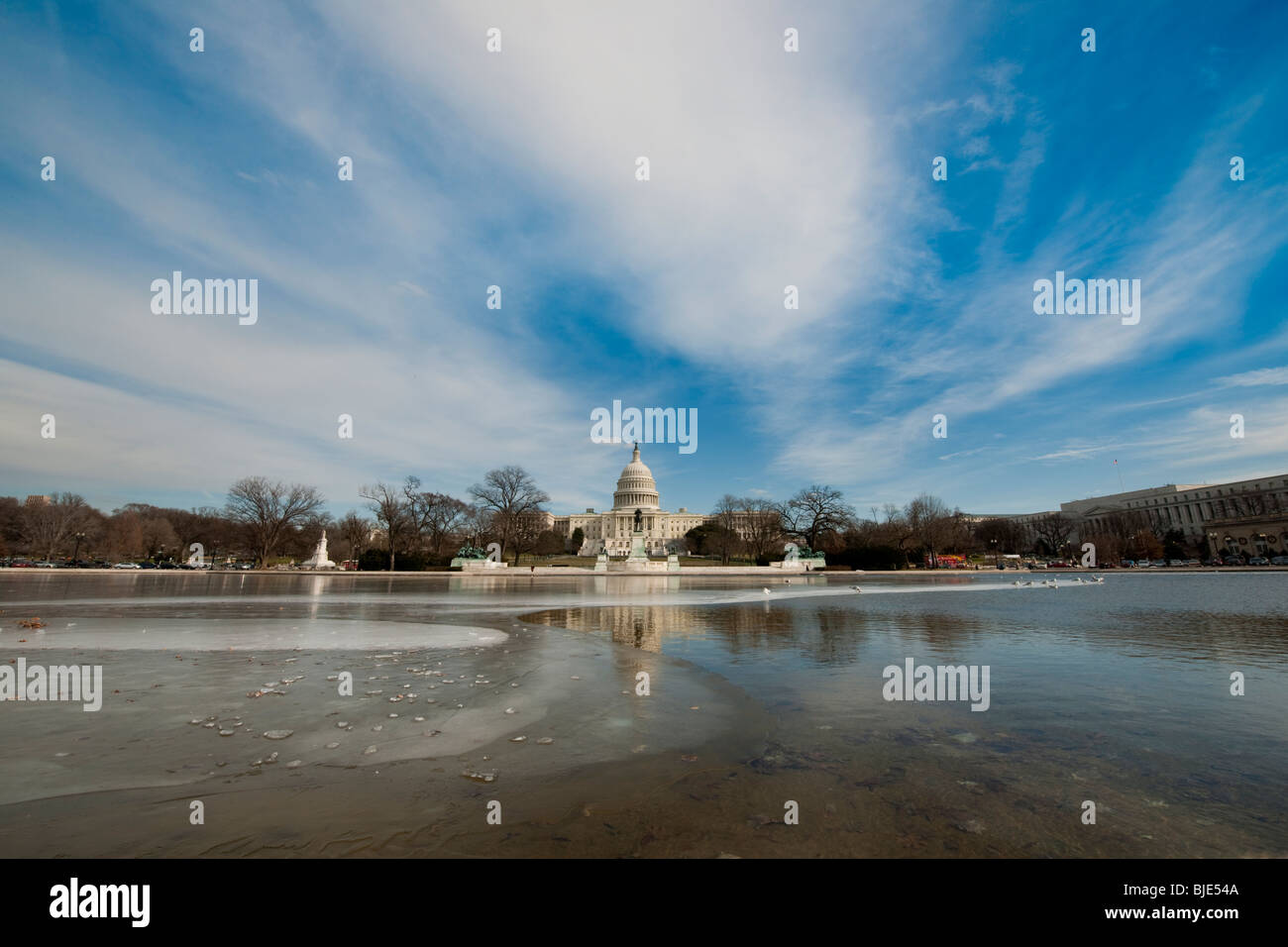 The west face of the United States Capitol Building in Washington D.C ...