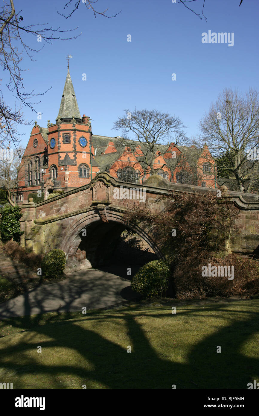 Village of Port Sunlight, England. The late 19th century Dell Bridge ...