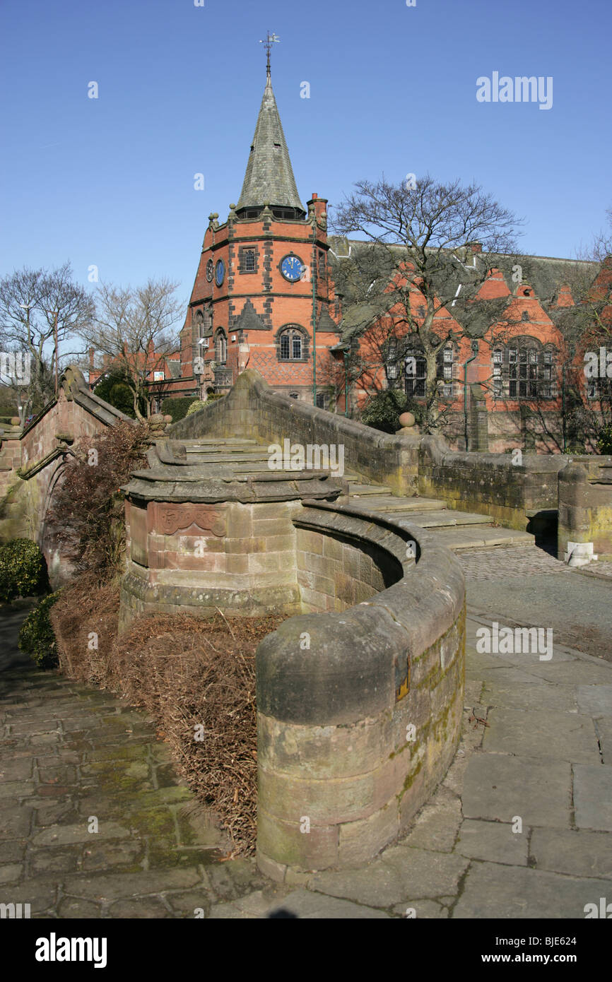 Village of Port Sunlight, England. The late 19th century Dell Bridge ...