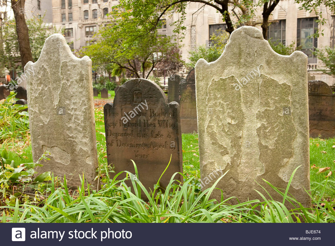 Trinity Church Cemetery New York High Resolution Stock Photography and ...