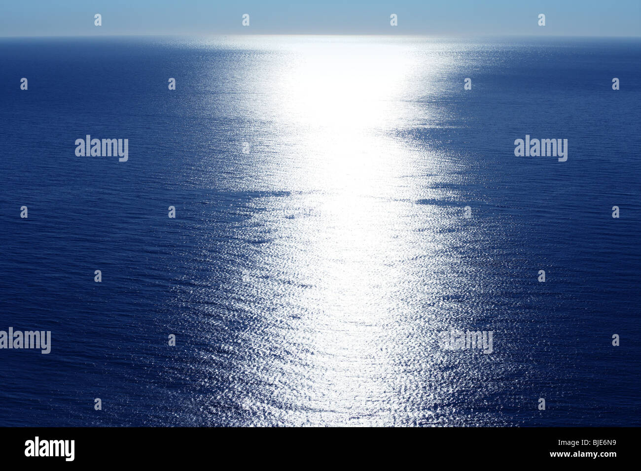 Beautiful ocean sunset view hi-res stock photography and images - Alamy