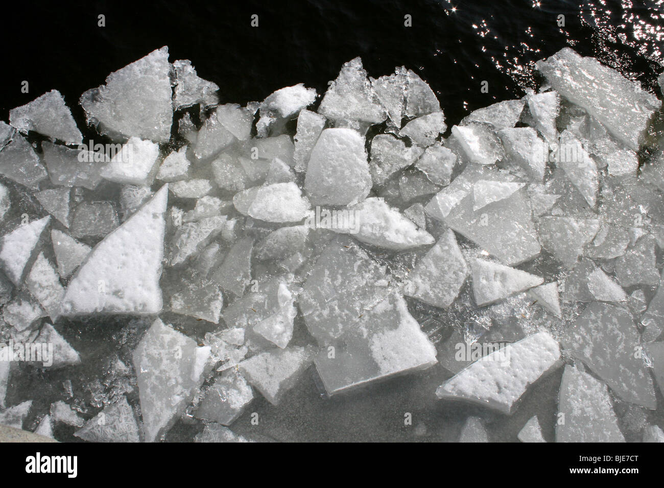 Broken pieces hi-res stock photography and images - Alamy