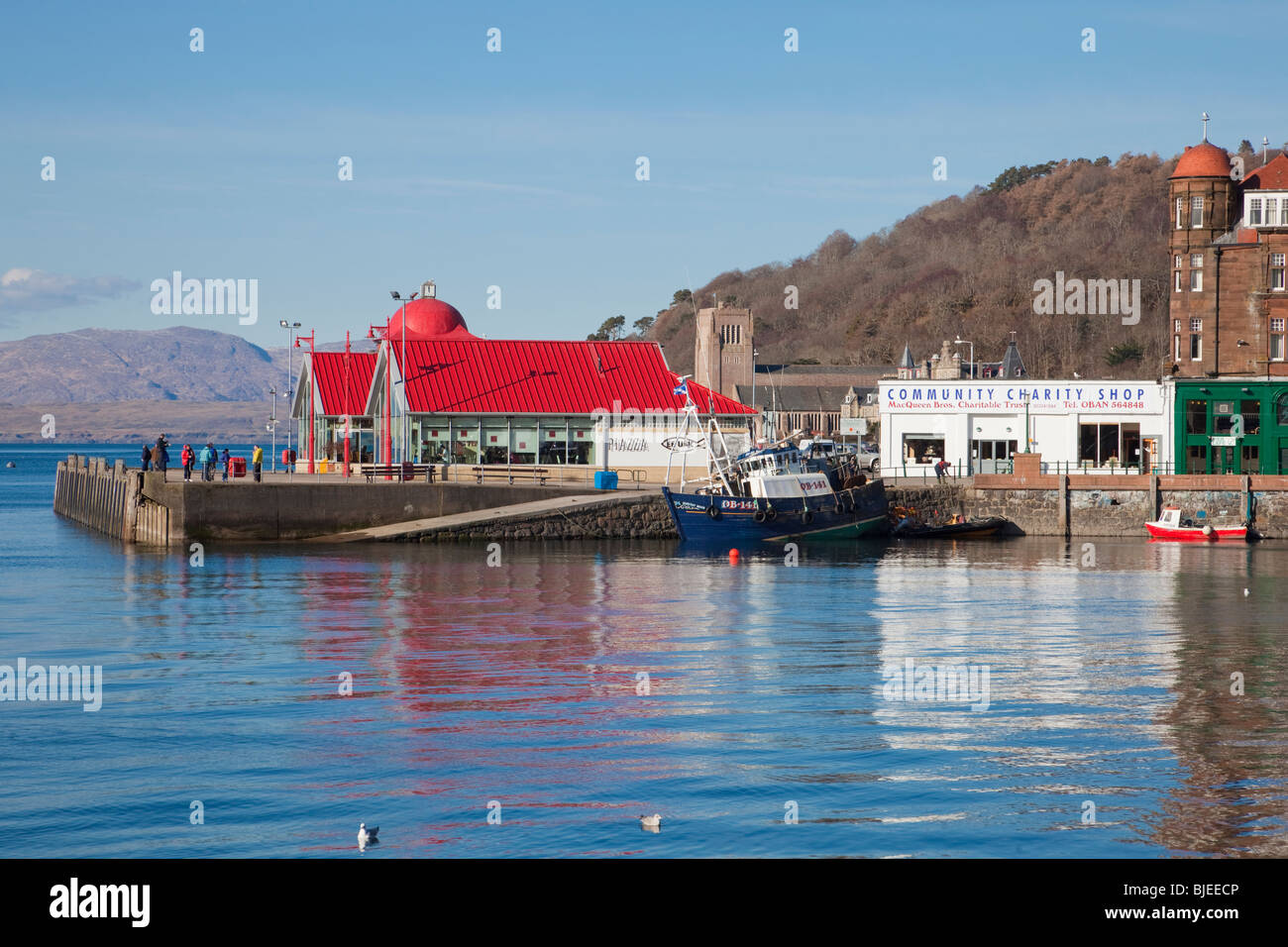 Seafront at Oban Stock Photo - Alamy